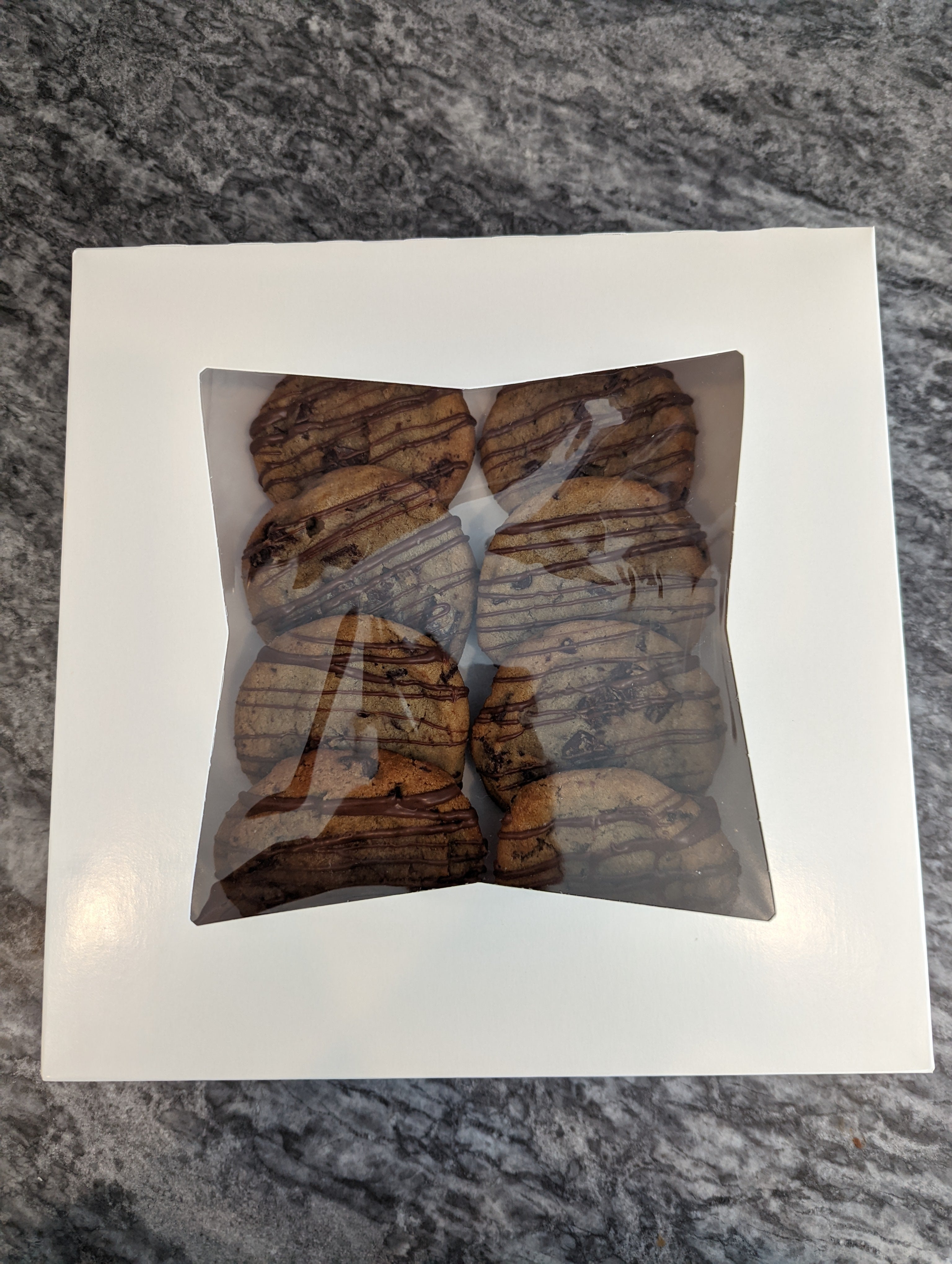 Box of cookies – Fruit over Flowers